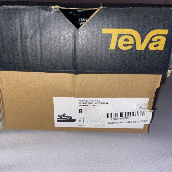 Teva | Shoes | Teva Flatform Universal Sandal In Balance Black W White ...
